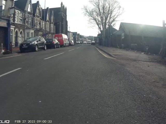 Dangerous Dragon Taxi Driver, Cardiff - UpRide.cc - Make Cycling Safer