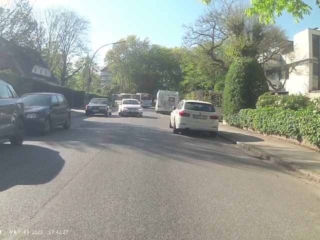 Car ignoring stop sign - UpRide.cc - Make Cycling Safer